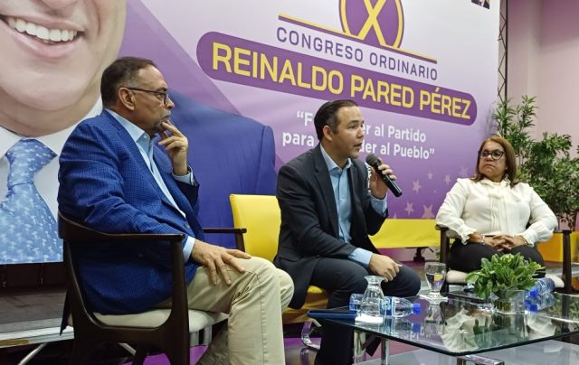 PLD: Johnny Pujols encabeza masivo encuentro en la Casa Nacional ...